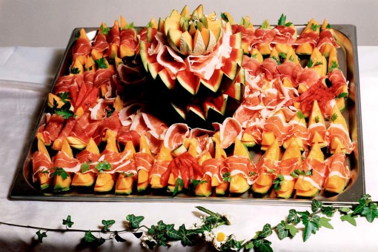 Feiern, Partyservice, Abholservice, Gutscheine - Schloss-Stuben